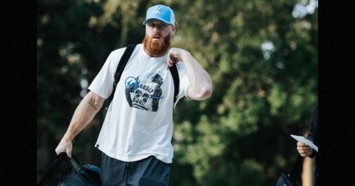 'God bless and keep pounding': Hayden Hurst expresses gratitude for fan ...