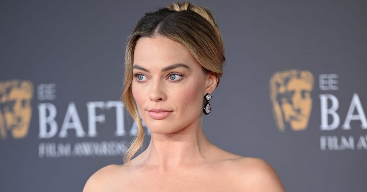‘The gal is burnt out’: Margot Robbie’s fans worried for actress due to ...