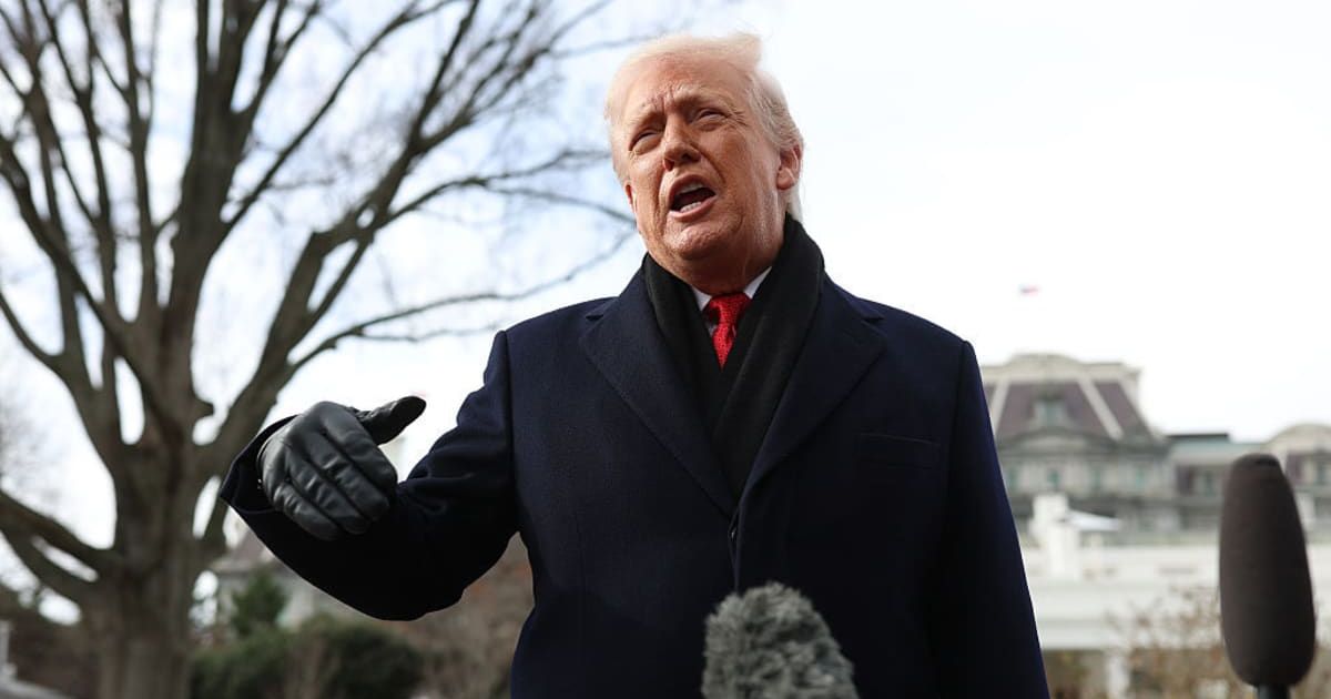 Fact Check: Does opening text message announcing Trump's arrest attack ...